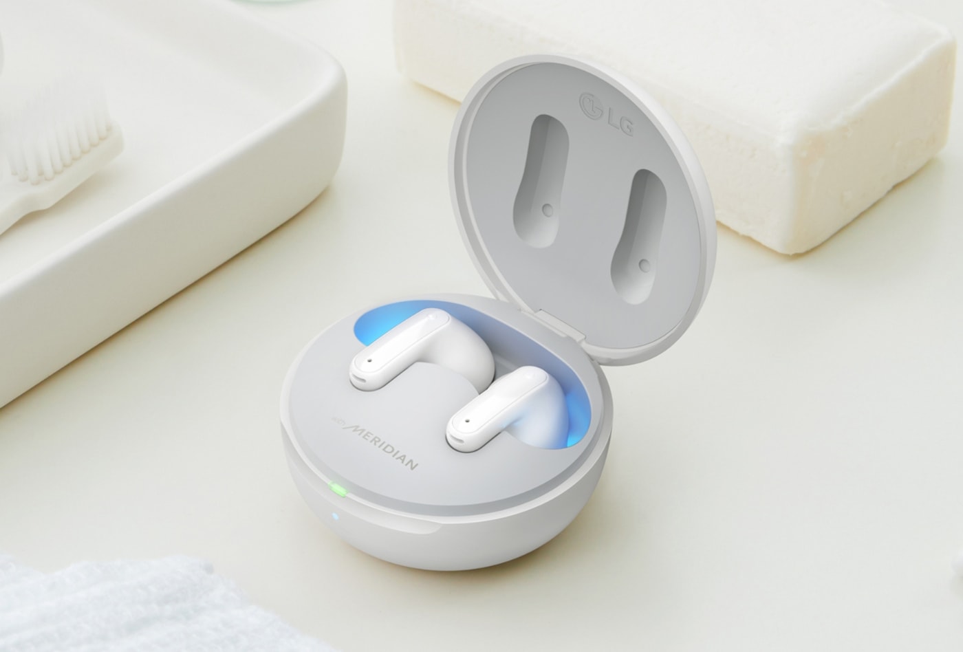 LG TONE Free FP, ahora con sonido espacial y Modo Susurro