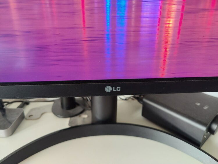 LG 27EP950, análisis: un monitor OLED que lo apuesta todo a la calidad ...