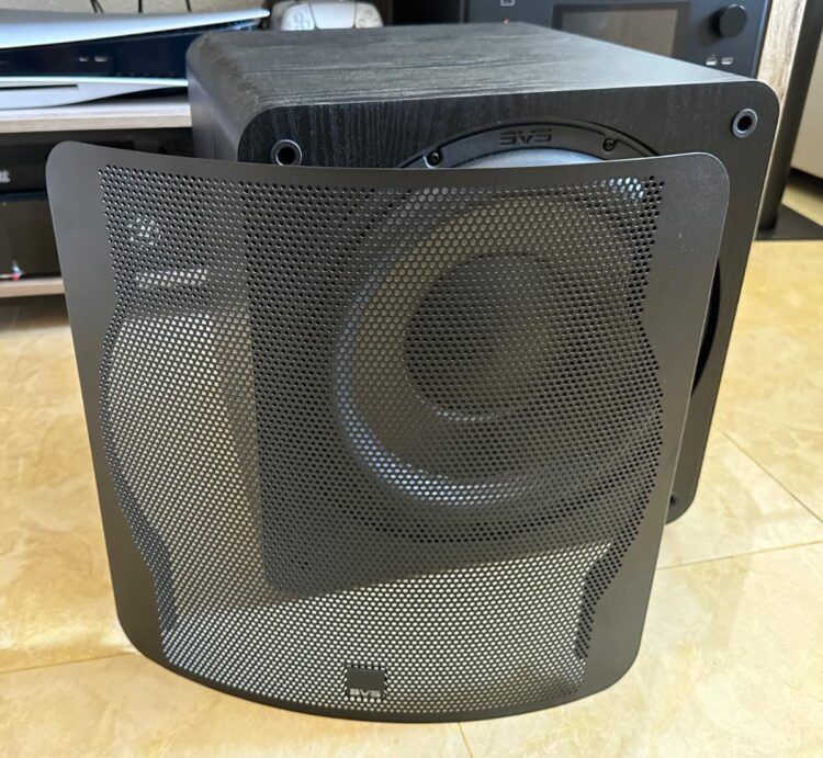 SVS SB-3000, análisis: un subwoofer sellado muy potente capaz de bajar ...