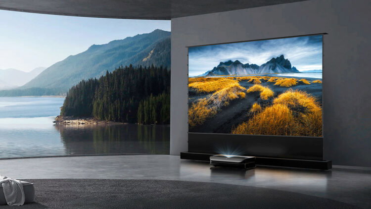 Proyector de tiro ultracorto o tele gigante, ¿qué es mejor para ...