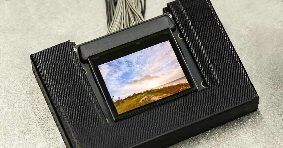 Así es la Sony Micro OLED EXZ350F, 5000 ppi de densidad de píxeles y 10000 nits de brillo máximo