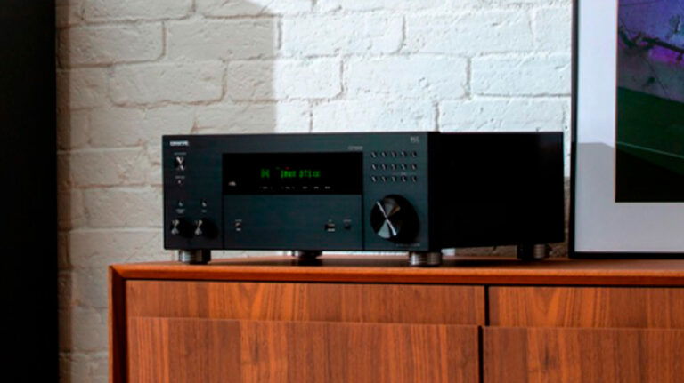 El nuevo Onkyo TX-RZ30 ya está disponible y por fin conocemos su precio