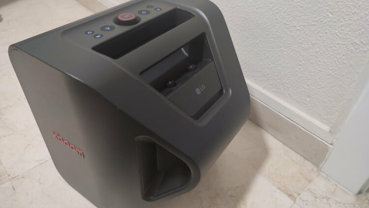 LG xboom Stage 301, review: el altavoz perfecto para una fiesta improvisada